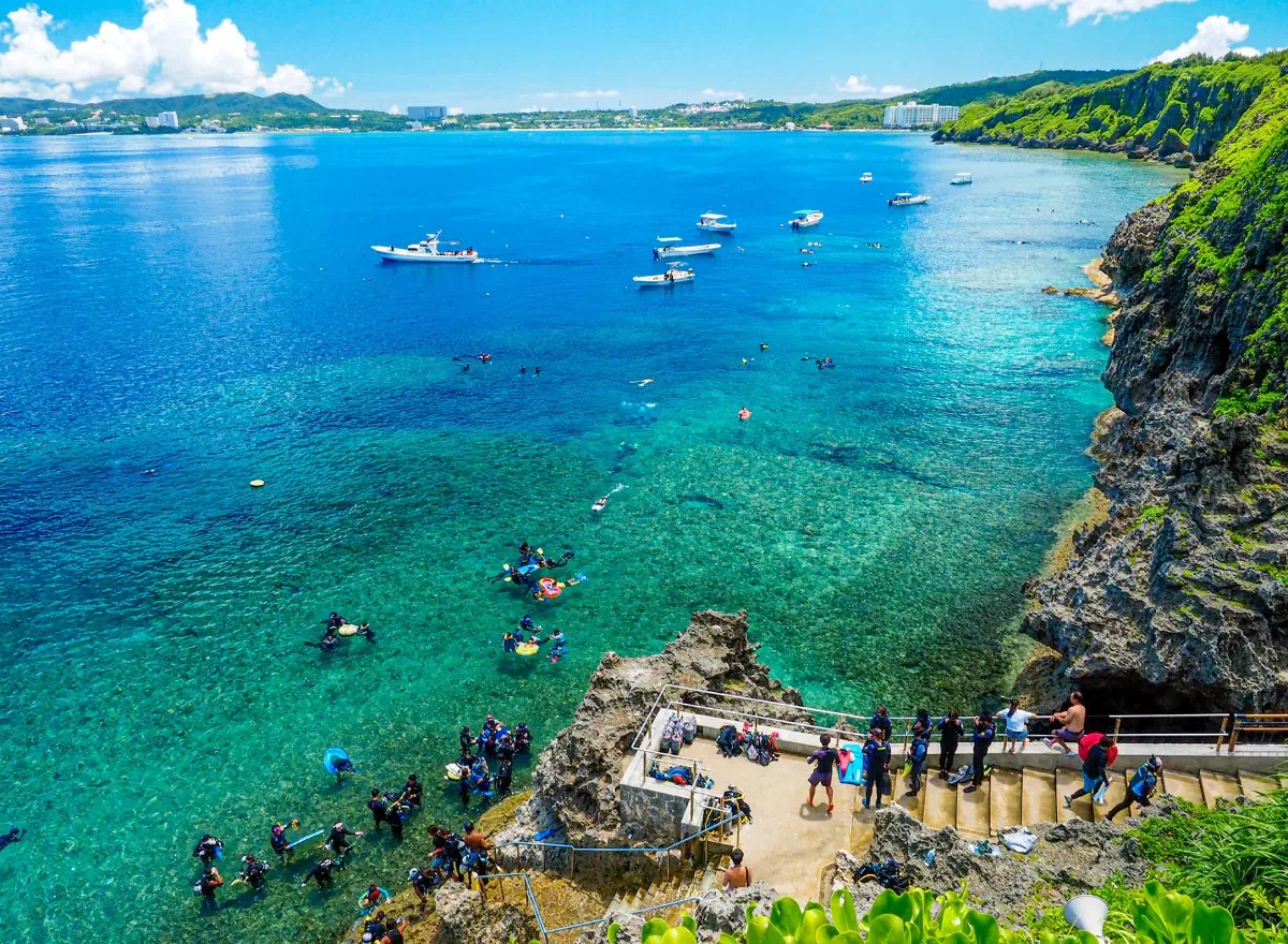 Snorkeling & Diving in Okinawa: Best Spots for Beginners & Experts ...